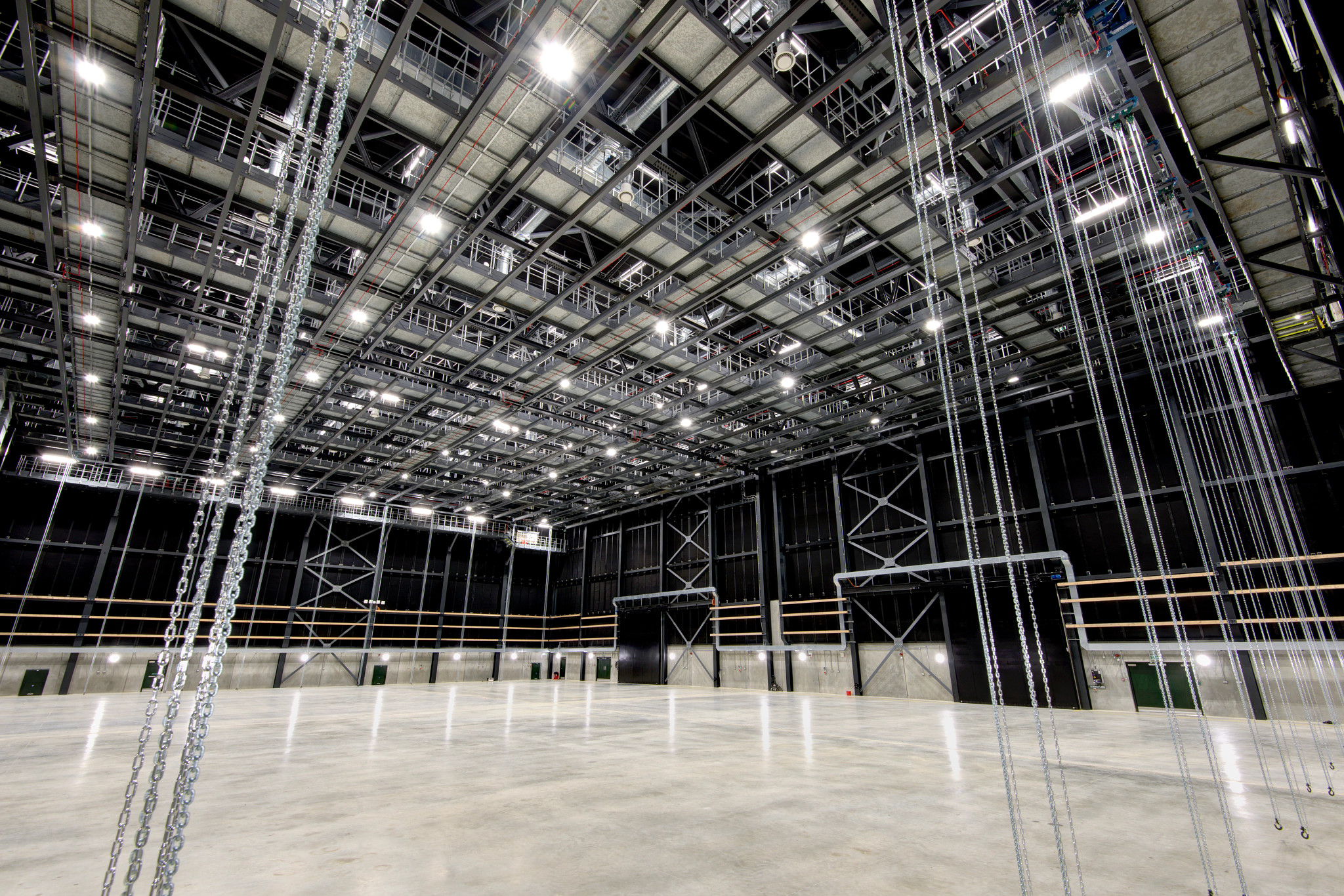 Stage 2 ⋆ Pinewood Studios