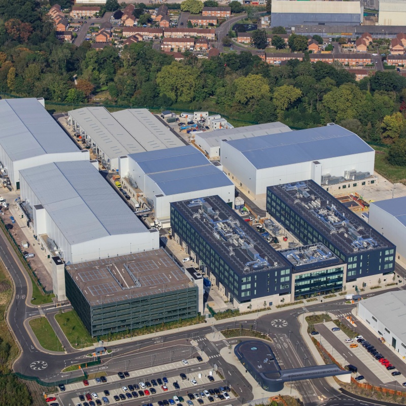 Shepperton Studios ⋆ Pinewood Studios